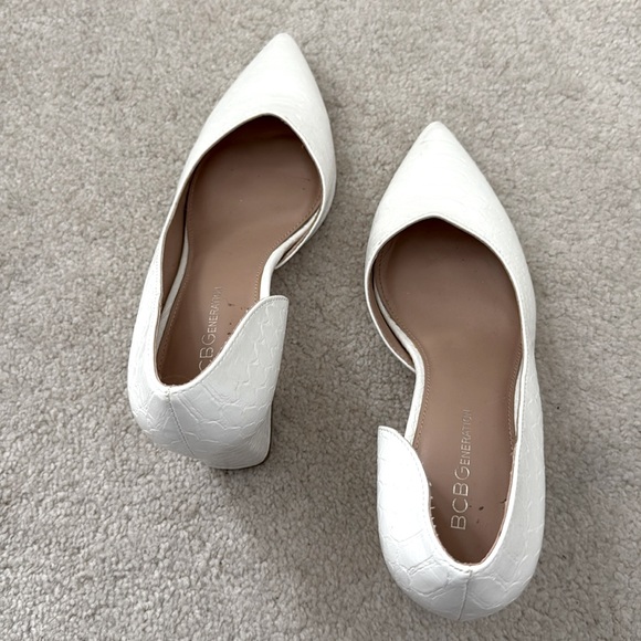 BCBGeneration | Shoes | Nearly New White Bcb Pumps Heels | Poshmark